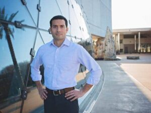 Andrew Bustamante | Blockchain bedroht die Sicherheit der USA